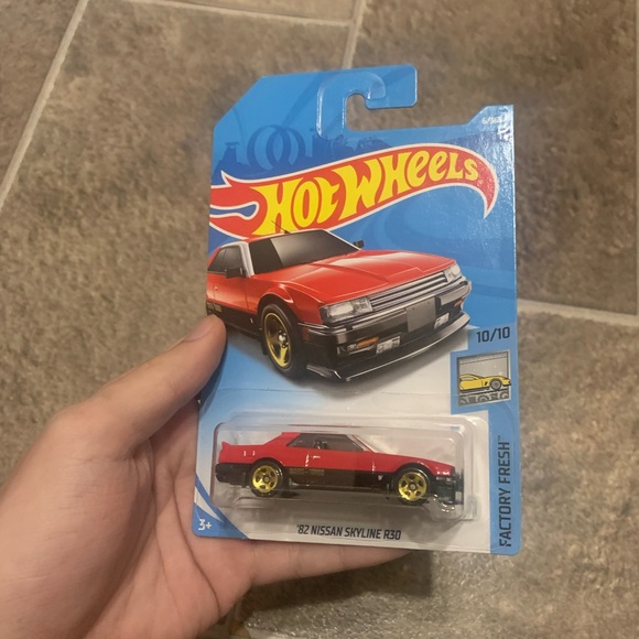 Mattel | Toys | Hw Hot Wheels 28 Hw Factory Fresh 1010 82 Nissan ...